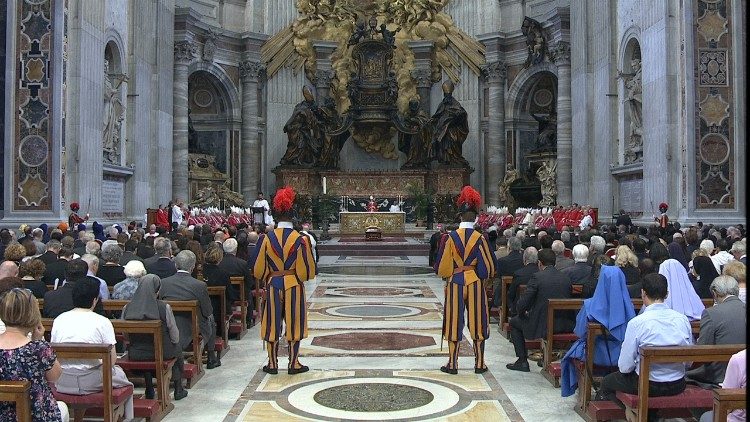 Le "grand esprit apostolique" du cardinal Tauran salué, au cours de ses ...